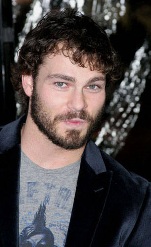 Picture of Shawn Roberts