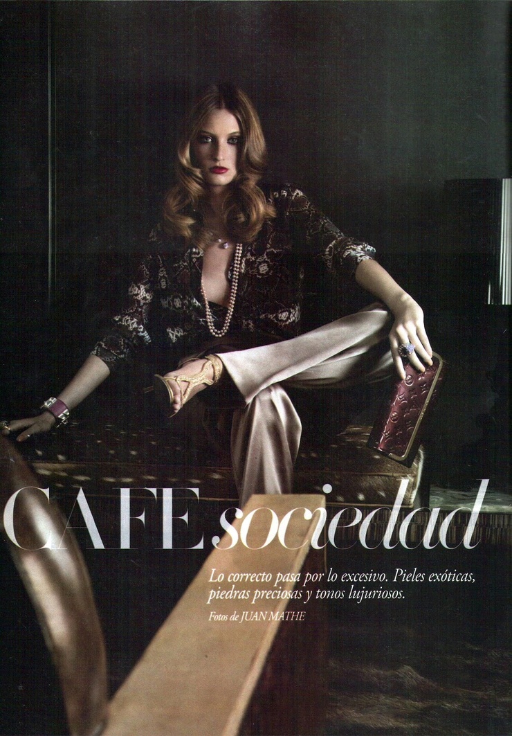 Picture of Azul Caletti