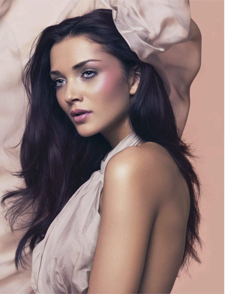 Picture of Amy Jackson