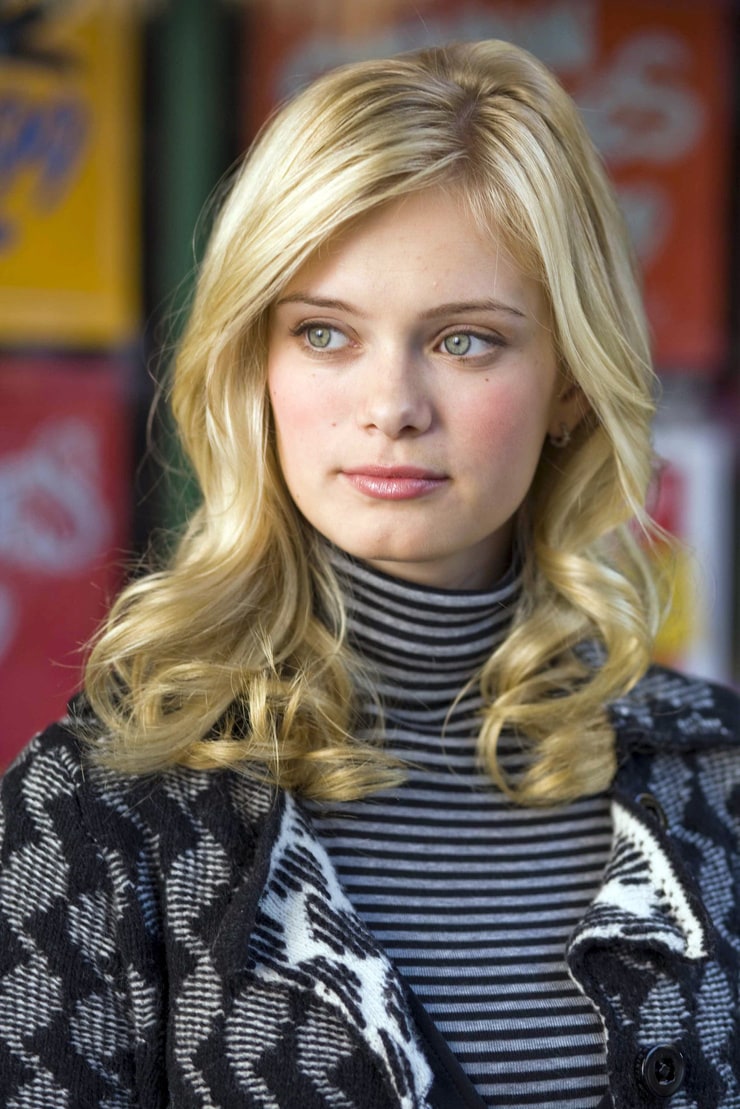 Picture of Sara Paxton