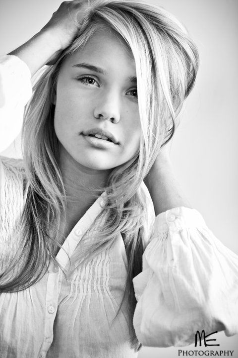 Picture of Brooke Perry