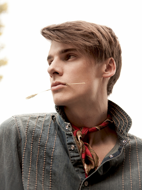 Picture of Angus Low