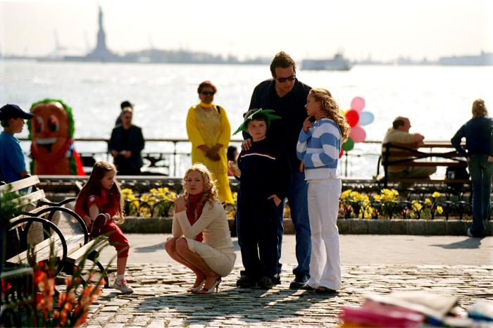 Image of Raising Helen