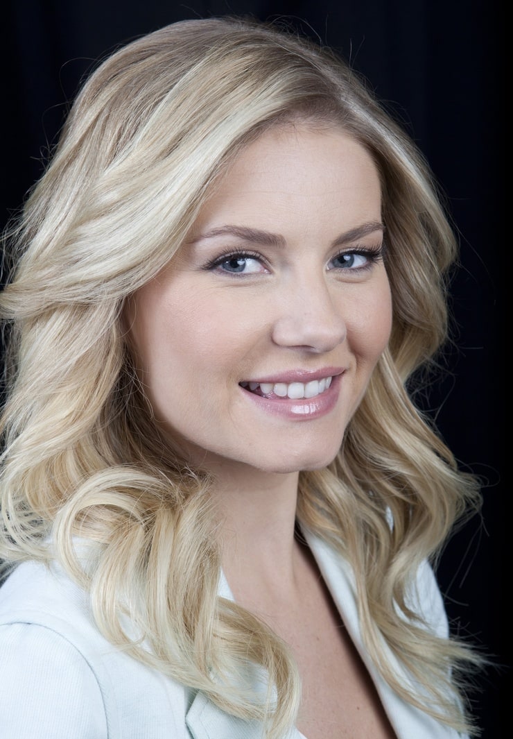 Picture of Elisha Cuthbert