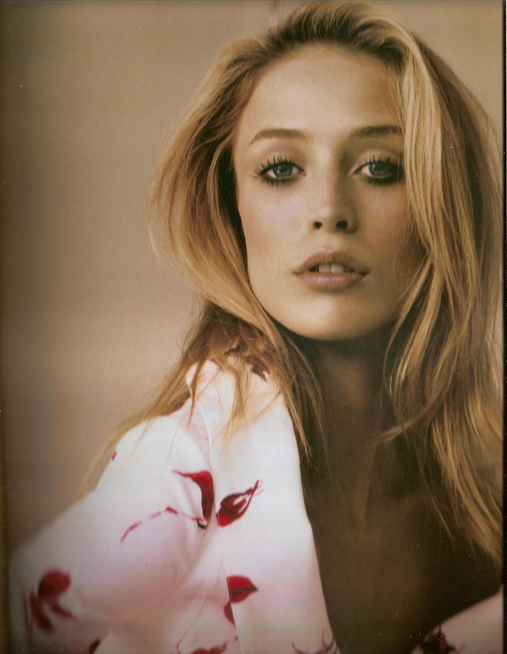 Raquel Zimmermann picture