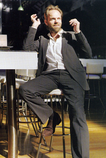 Picture of Hugo Weaving