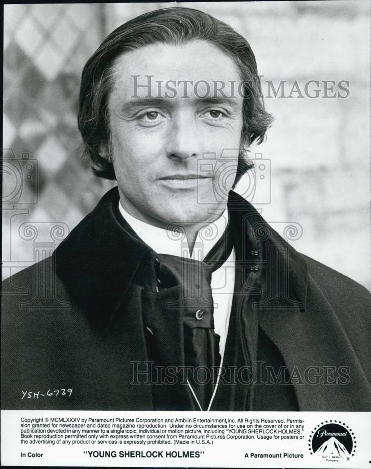 Publicity photo: Anthony Higgins