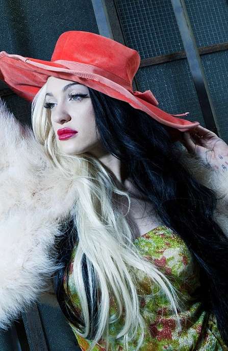Picture of Porcelain Black