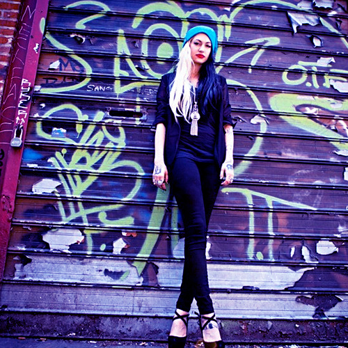 Picture of Porcelain Black