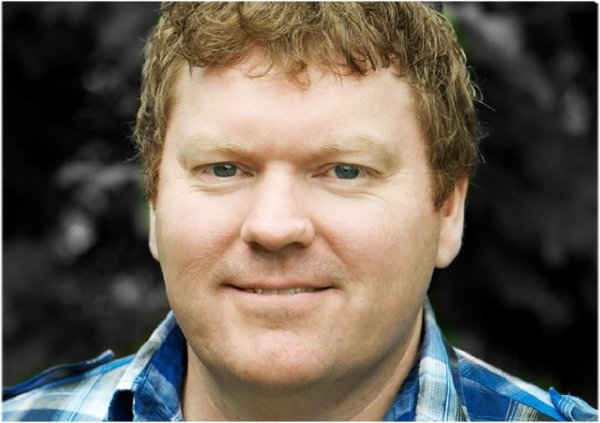 Picture of Stephen Hunter