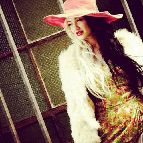 Picture of Porcelain Black