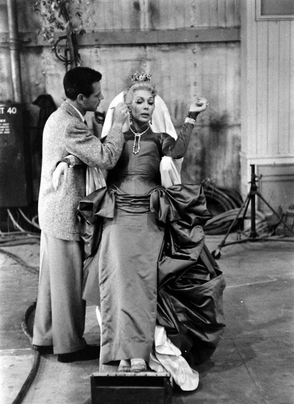 Picture of Dolores Gray