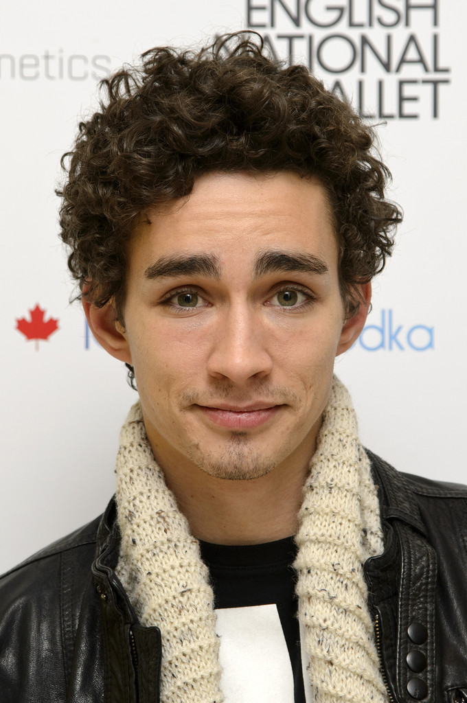Robert Sheehan image