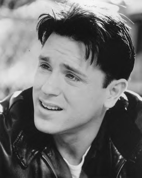 Picture of Ron Eldard