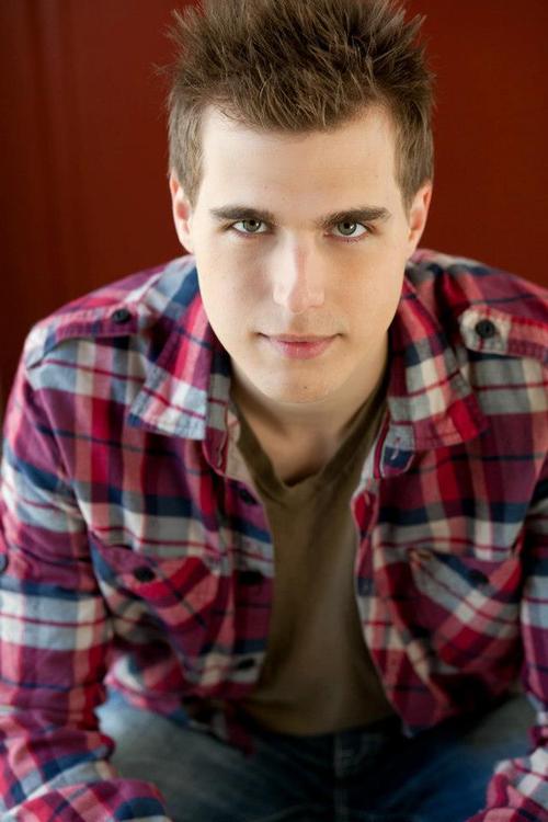 Picture of Cody Linley