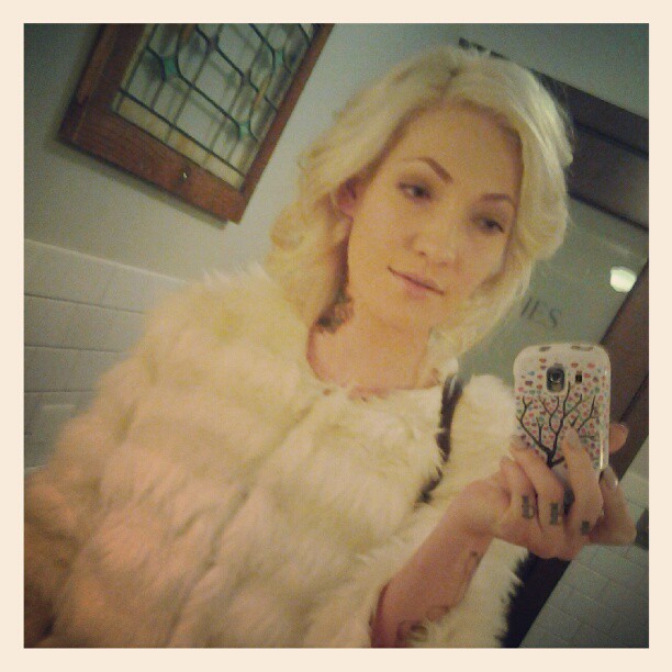 Michaeline Singer image