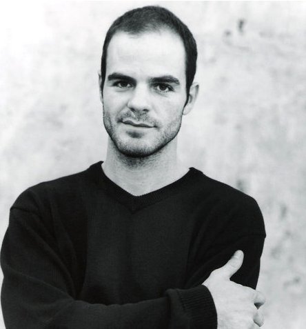 Michael Kelly image