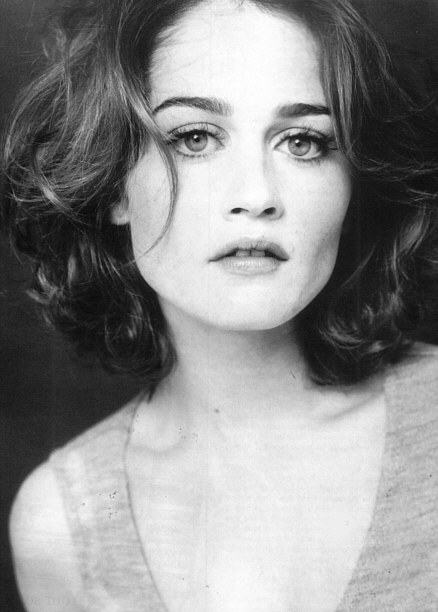 Picture of Robin Tunney