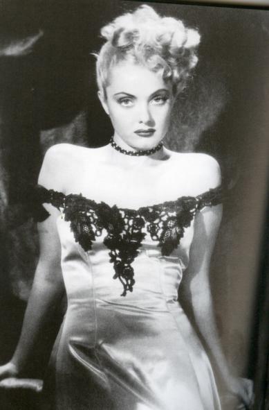 Emilia Guiú picture