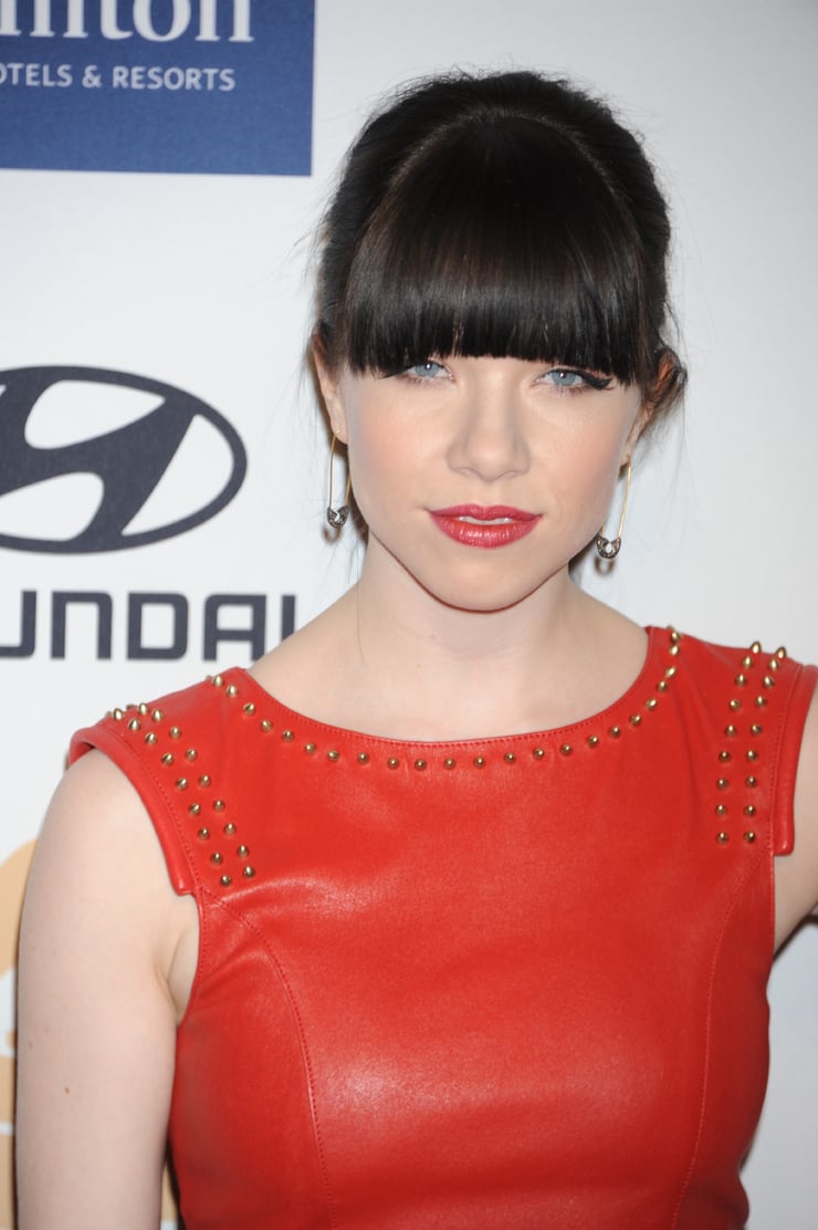 Carly Rae Jepsen picture