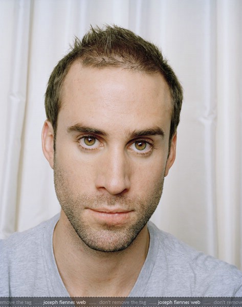 Picture of Joseph Fiennes