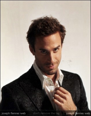Picture of Joseph Fiennes