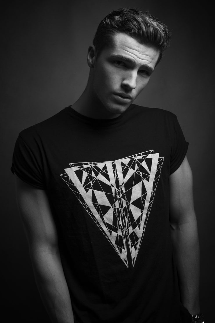 Edward Wilding picture