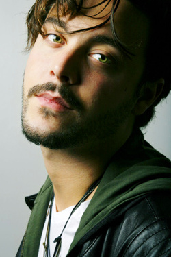 Picture of Jack Huston
