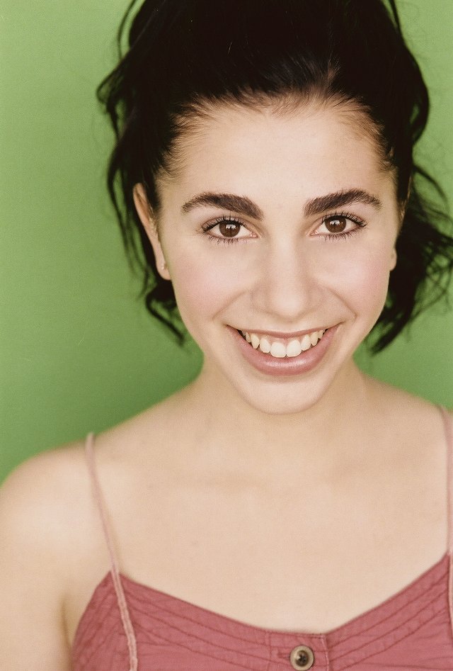 Image of Lainey Lipson