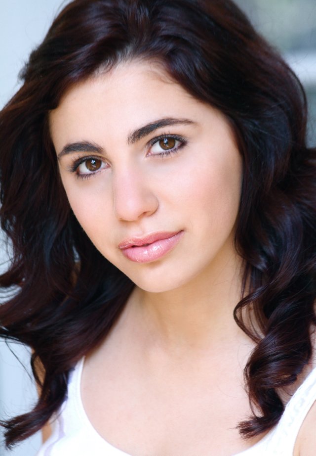 Picture of Lainey Lipson