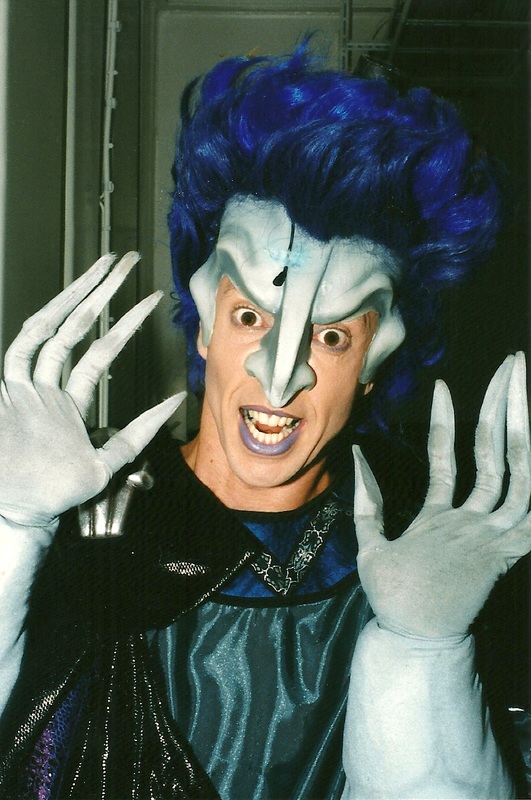 Picture of Miles Western