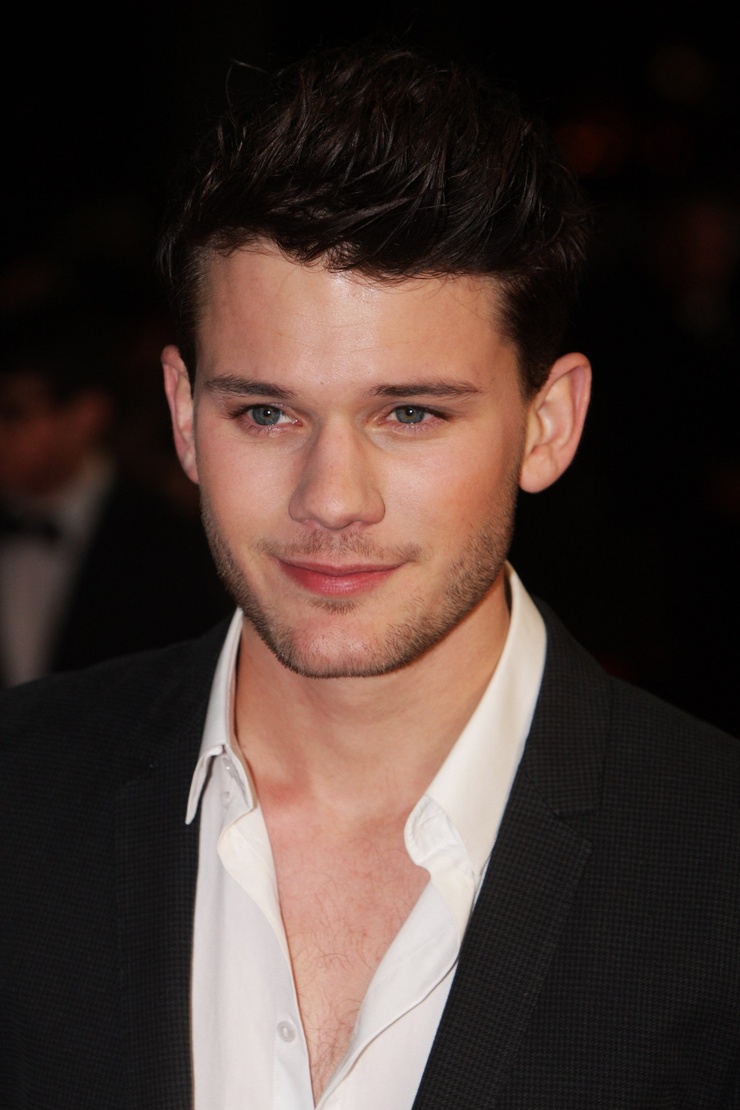 Picture of Jeremy Irvine