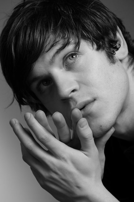 Picture of Iwan Rheon