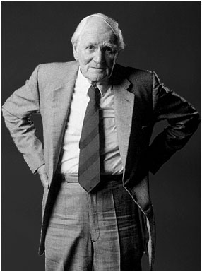 Picture of Desmond Llewelyn