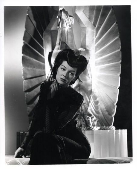 Rosalind Russell Smoking