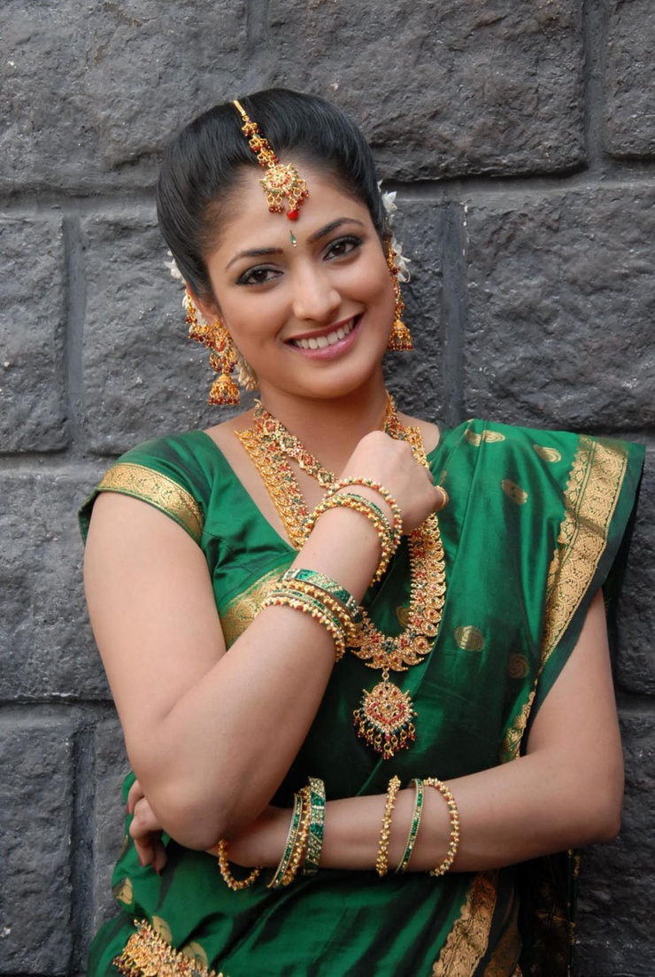 Picture of Hari Priya