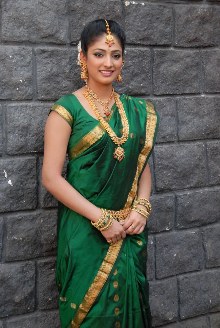 Hari Priya picture