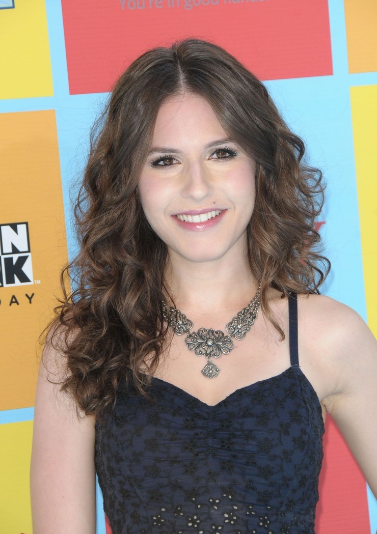 Image of Erin Sanders