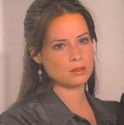 Holly Marie Combs image