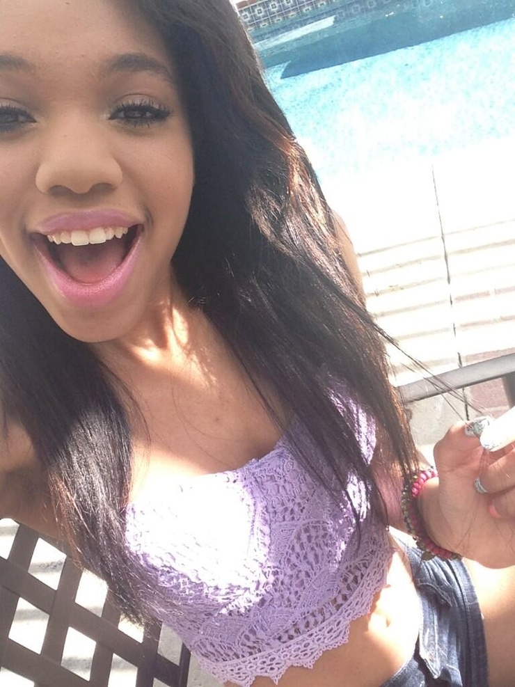 Picture of Teala Dunn