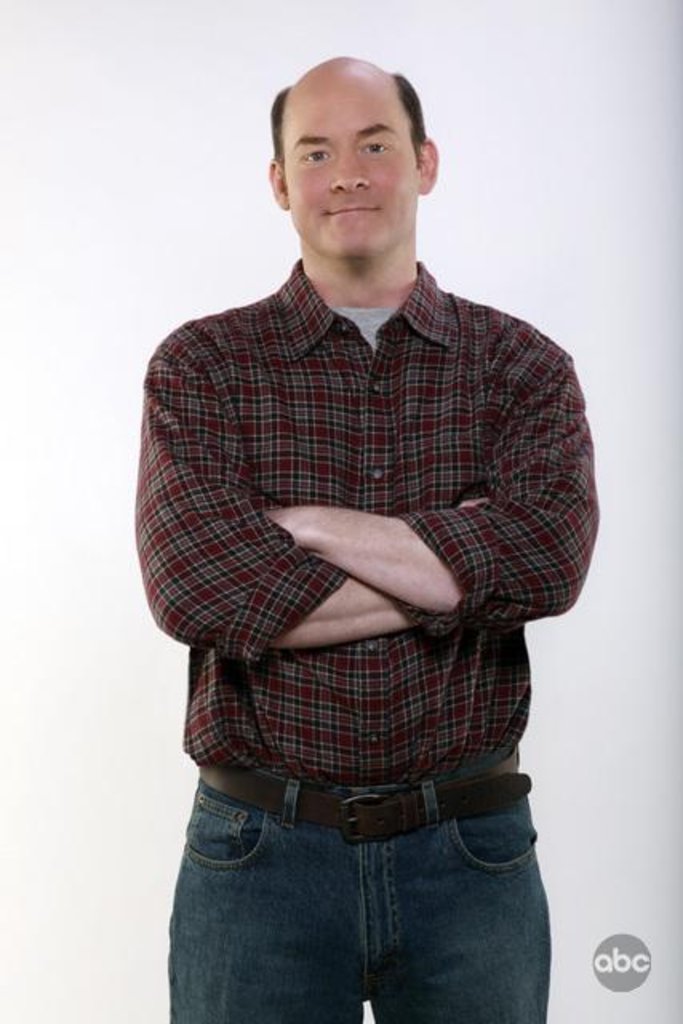 David Koechner in \"Hank\"