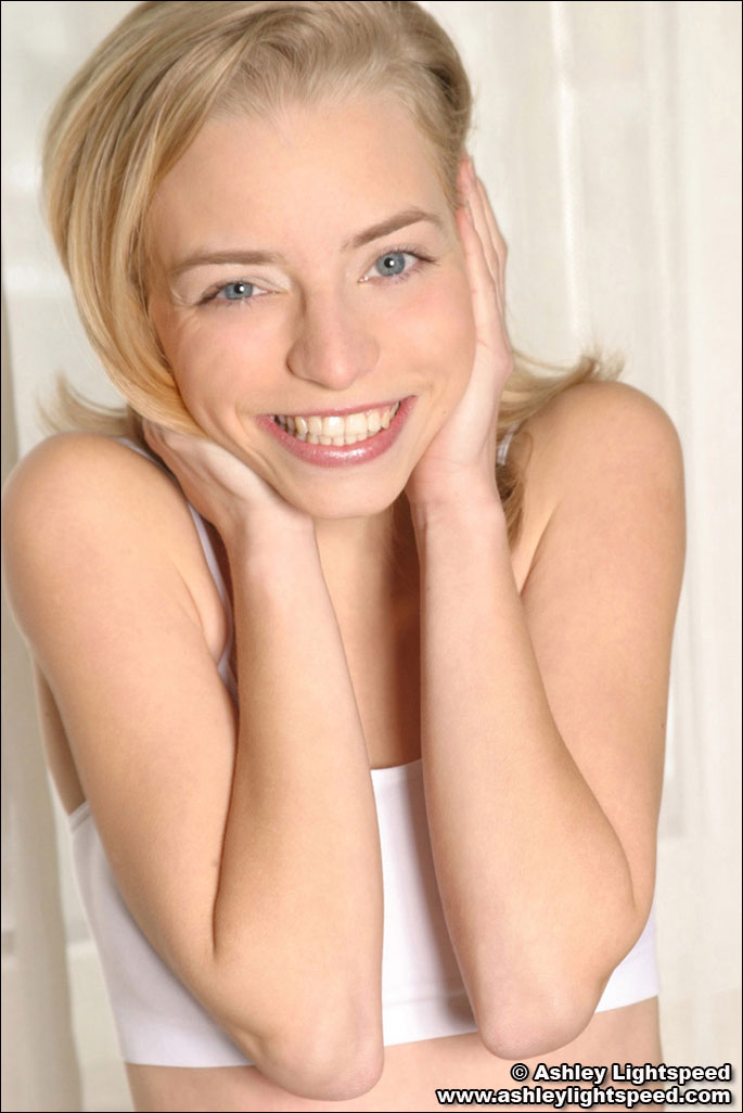 Ashley Lightspeed picture