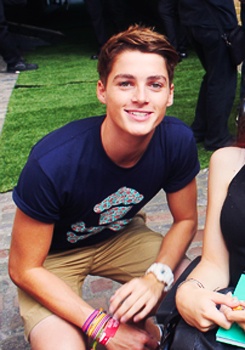 Picture of Finn Harries