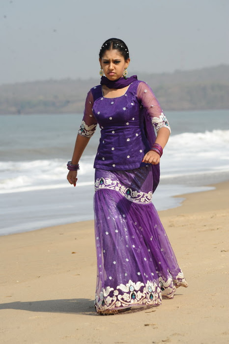 Picture of Neethi Taylor