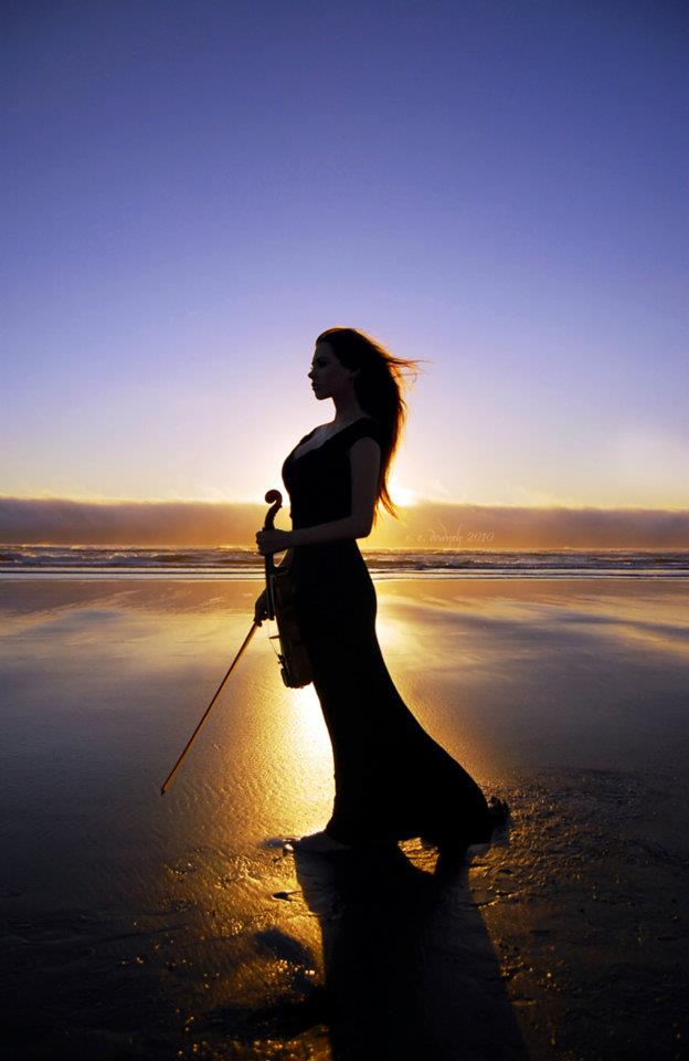 Image of Erica Henrickson