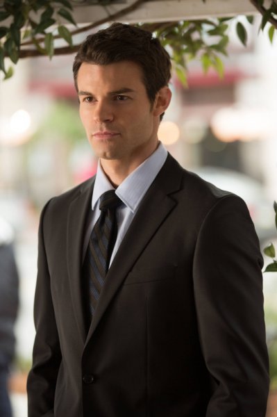 Picture of Daniel Gillies