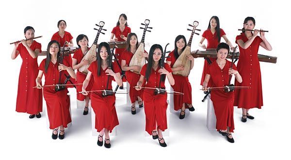 Picture of 12 Girls Band