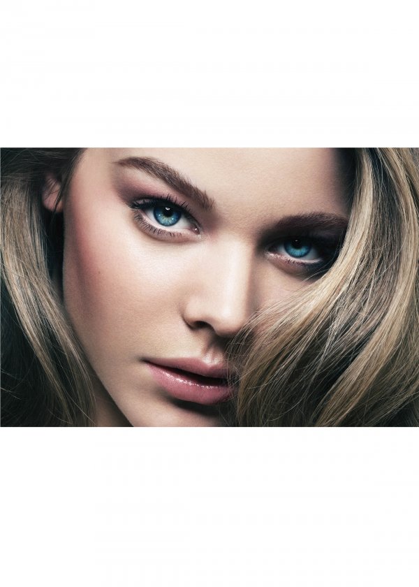 Carolin Loosen image