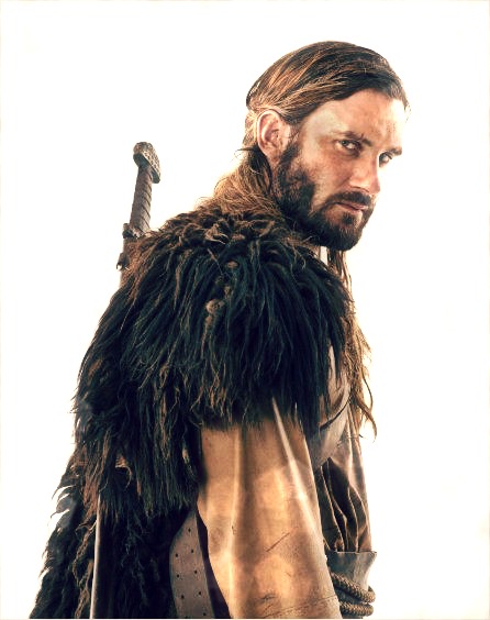 Image of Clive Standen