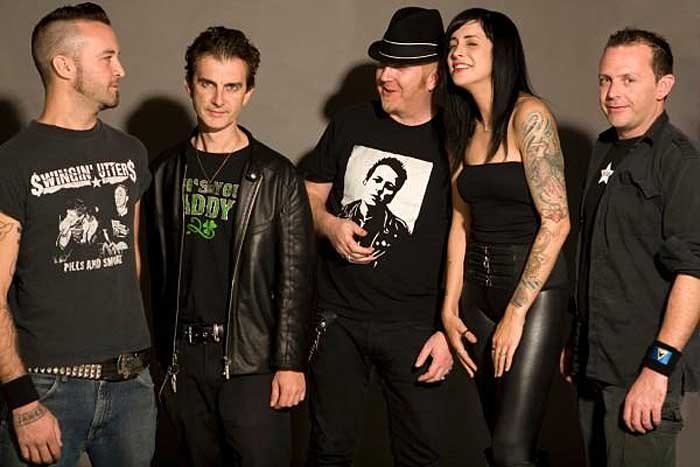The Mahones image